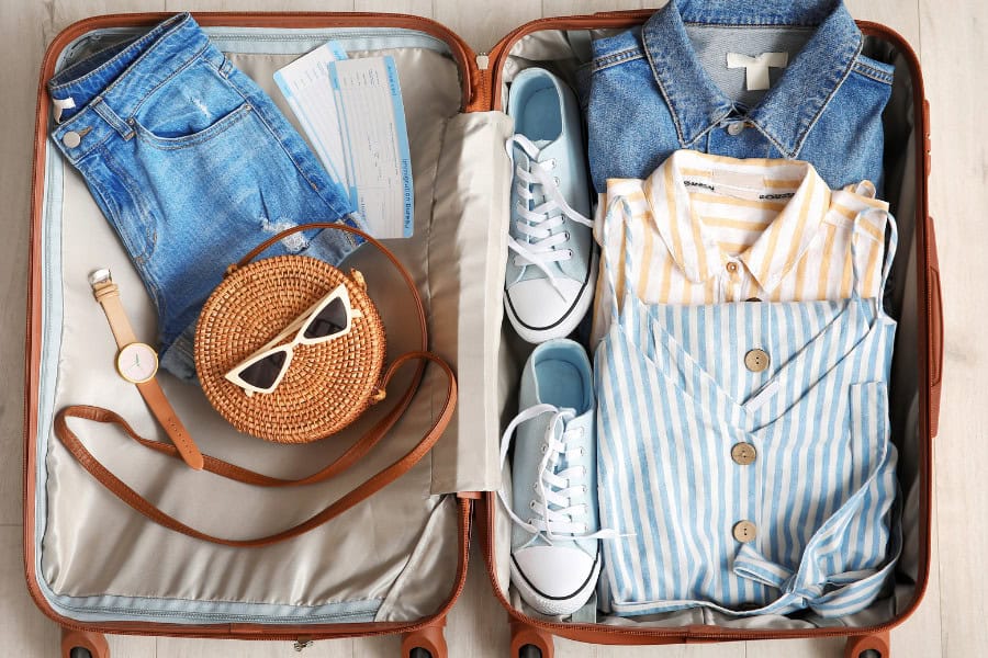 How to pack like a pro: your 10-days, one carry-on packing guide ...