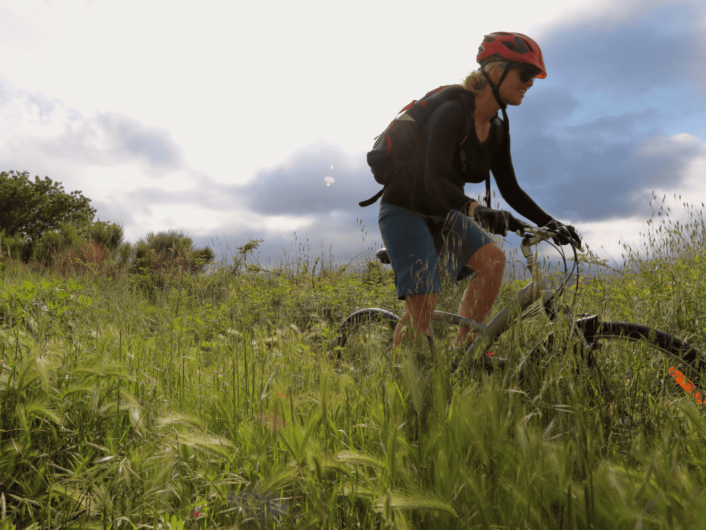 8 Bike Helmets for Ponytails You’ll Love | GenXTraveler